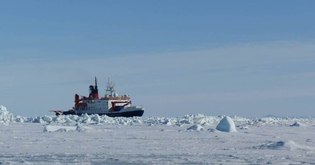 Polarstern Departs for Weddell Sea Expedition - environment coastal ...